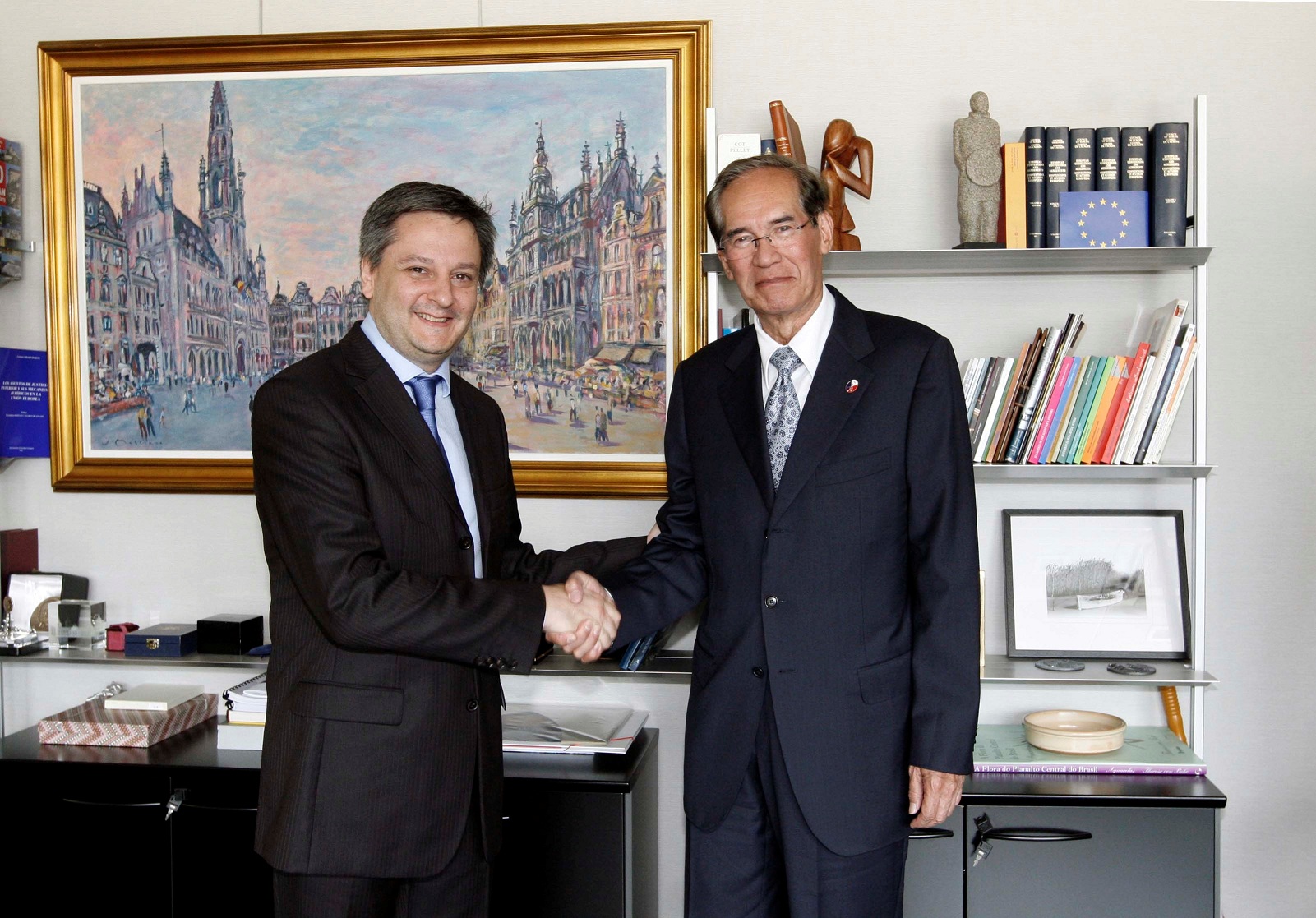Ambassador Carlos C. Salinas presents credentials to the Principality ...